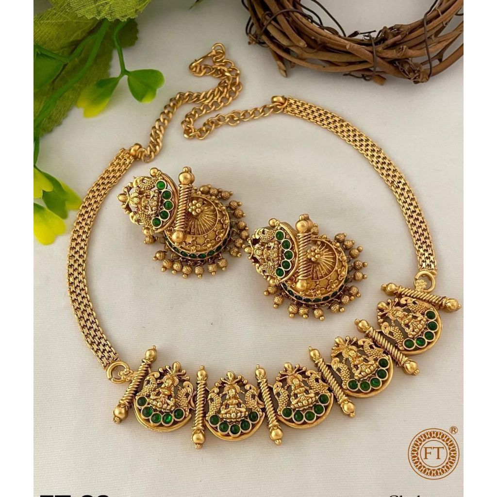 Indian matt finish green color choker set | Shopee Malaysia
