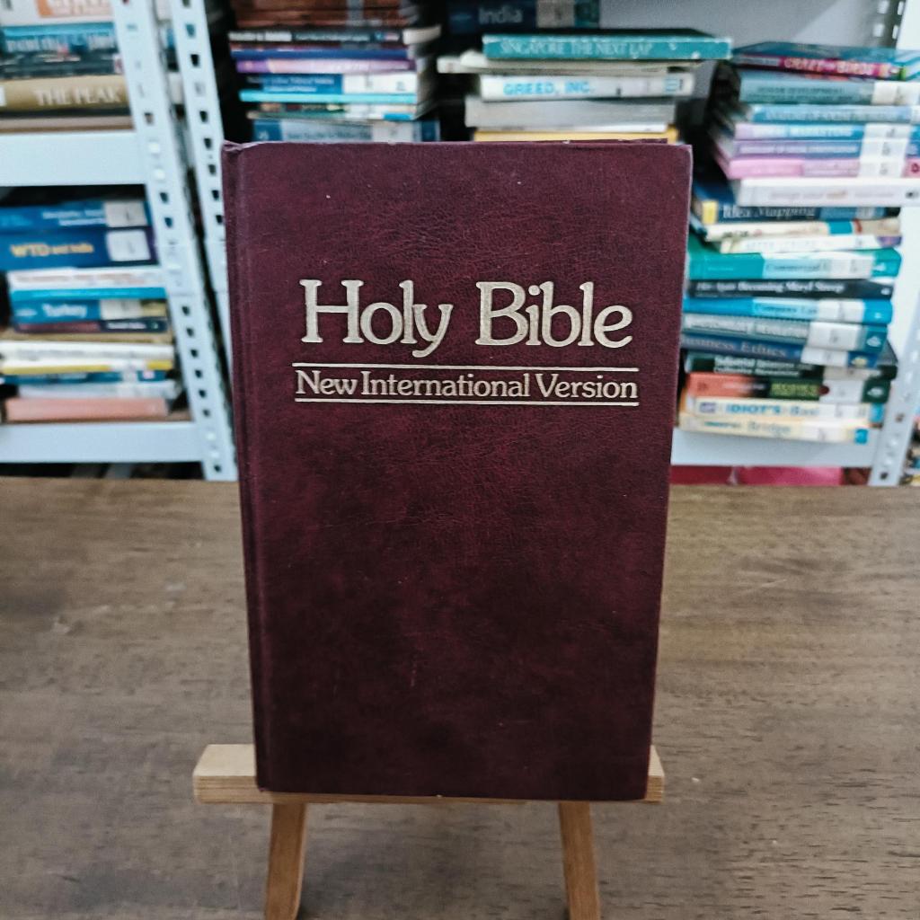 Holy Bible - NIV | Shopee Malaysia