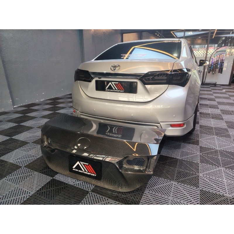 Toyota altis 2014 2015 2016 2017 carbon fiber rear trunk | Shopee Malaysia