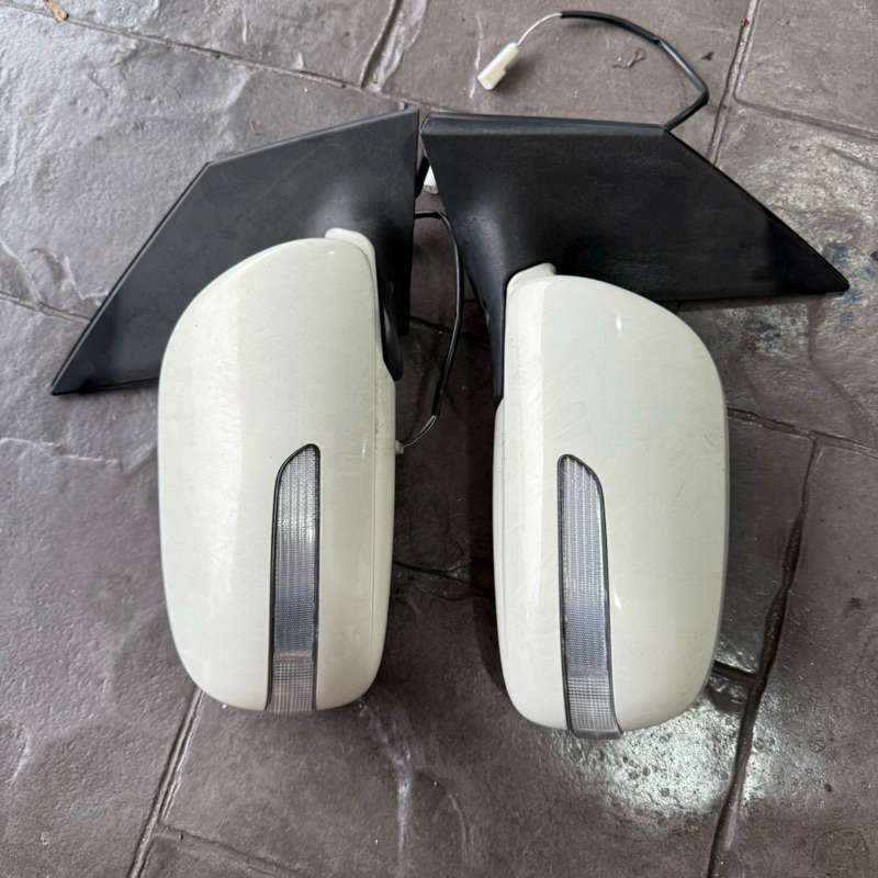 Toyota Passo 2006 Side Mirror Auto Flip Koito Signal Lamp Original Used ...