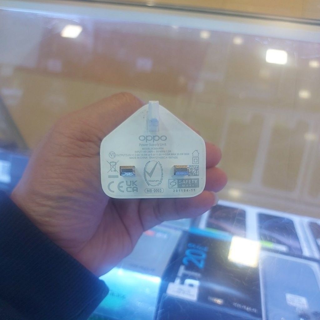 oppo adapter original 3 pin from oppo (no packing) | Shopee Malaysia