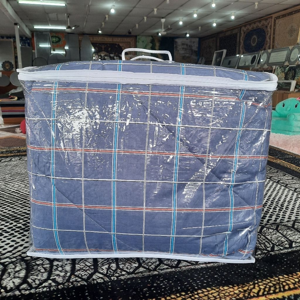 TOTO. NARITA SOFT QULIT COMFORTER TOTO SAJAH SIZE QUEEN NARITA 74X90 ...