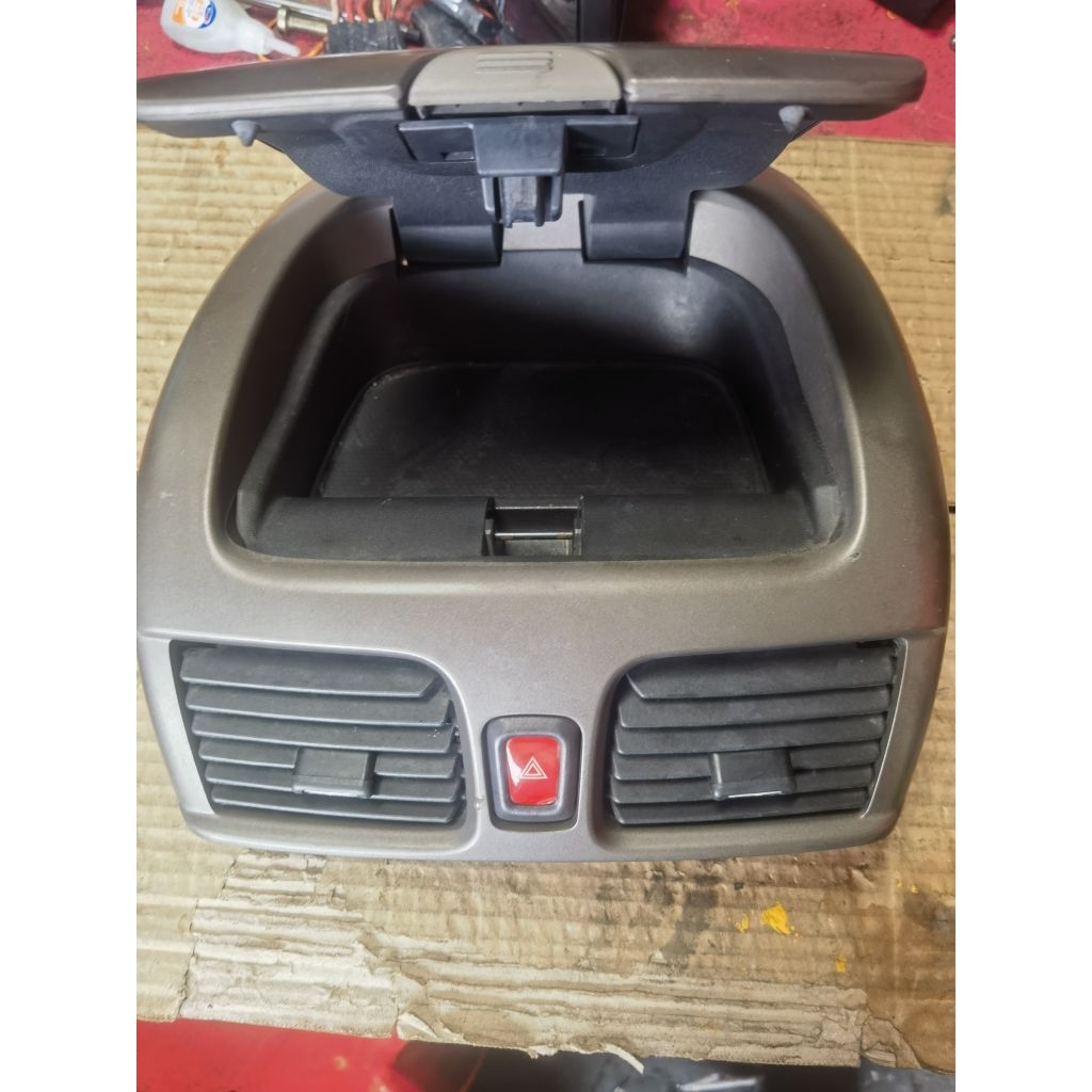 Nissan Sentra N16 Cubby Box Burger (Used) Original | Shopee Malaysia