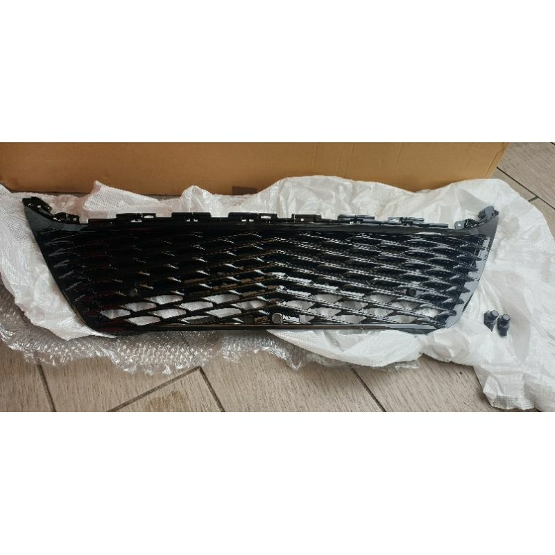 Toyota Harrier Front Bumper Grille | Shopee Malaysia