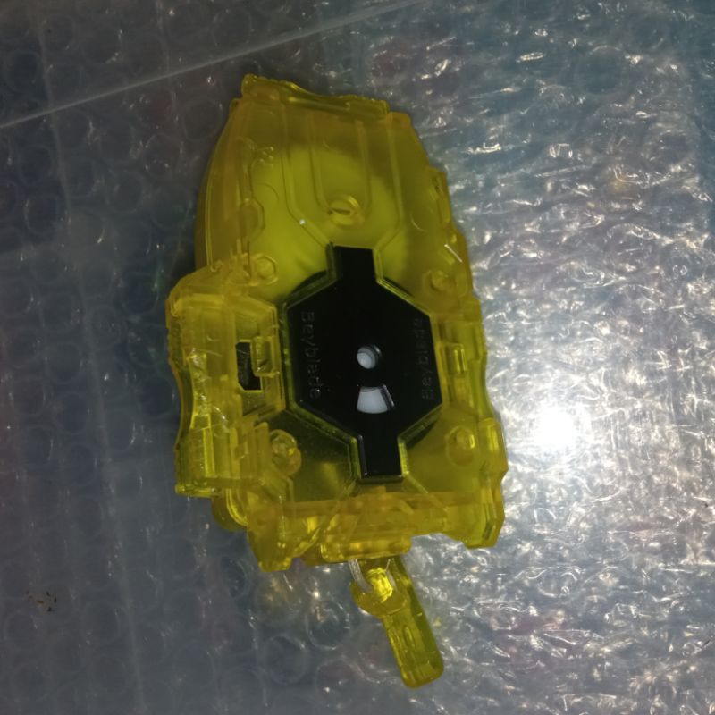 Beyblade Burst Takara Tomy B-23 Translucent Yellow Launcher | Shopee ...