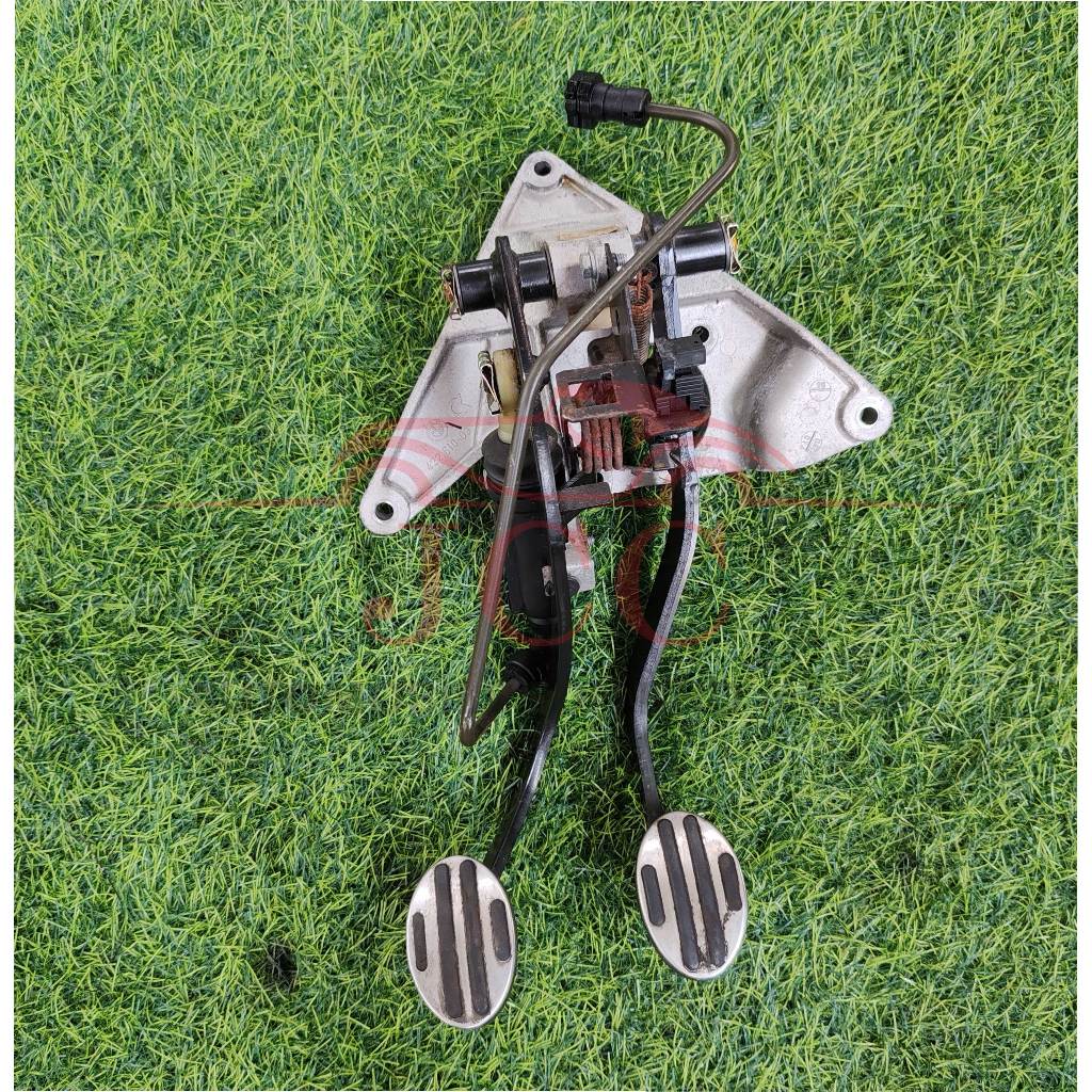 MINI COOPER S R53 2004 BRAKE AND CLUTCH PEDAL ASSEMBLY -1512223 [2E-3D ...