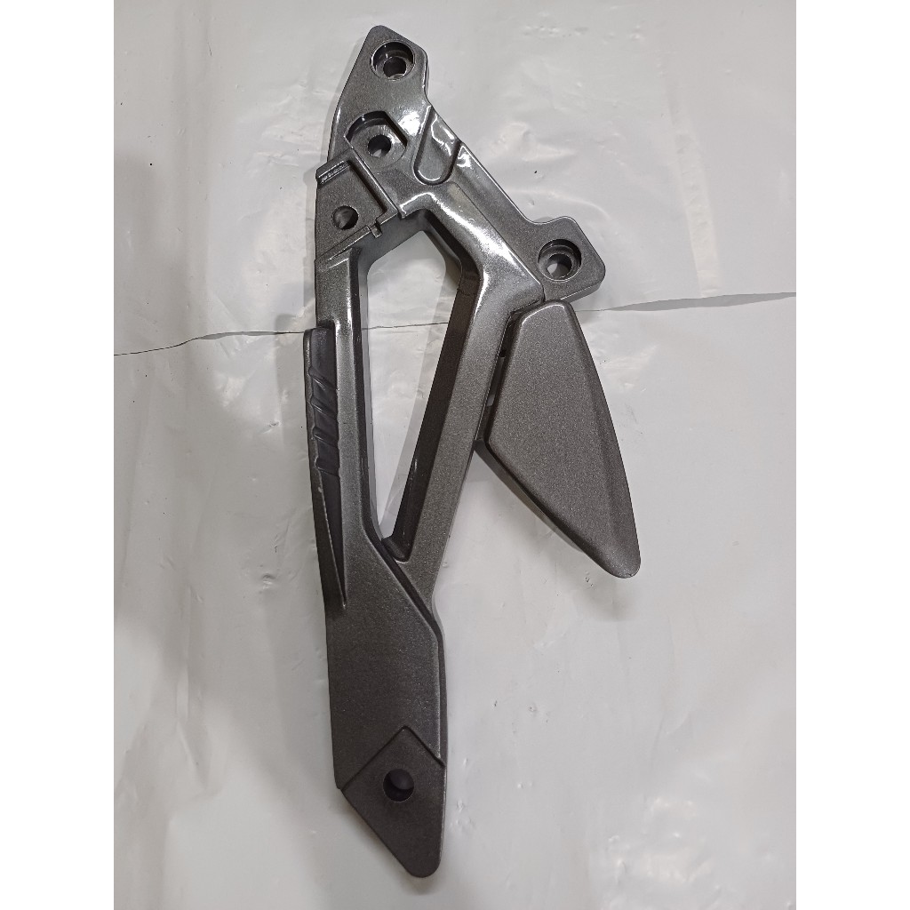RXZ(C) REAR FOOTREST BRACKET LH | Shopee Malaysia