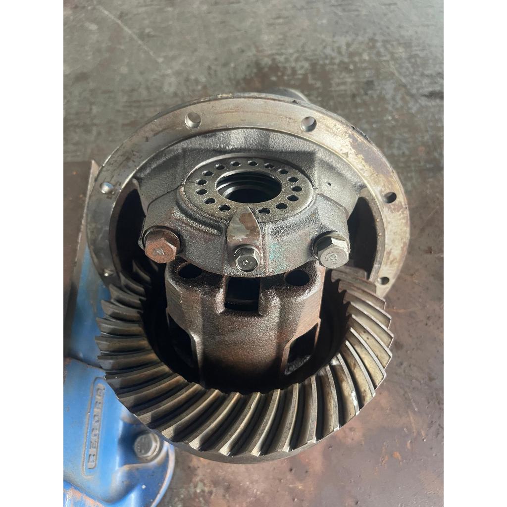 MITSUBISHI PAJERO L047 REAR DIFFERENTIAL GEARBOX AXLE (PETROL BIG ...