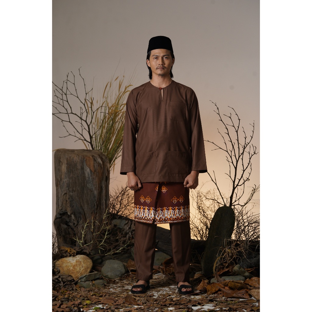 BAJU MELAYU TELUK BELANGA DARK BROWN/RICH BROWN (23 WARNA) | Shopee ...