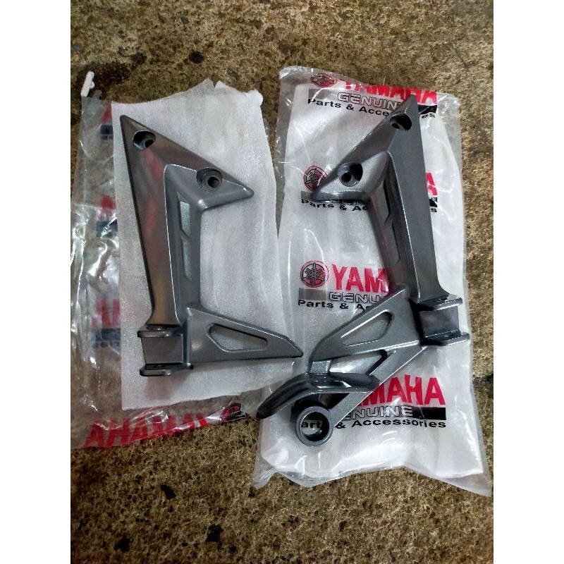 ORIGINAL STAND BRACKET LC135 V1 V2 V3 V4 V5 V6 V7 LC REAR FOOTREST BRACKET FOOT REST LH RH GREY ...