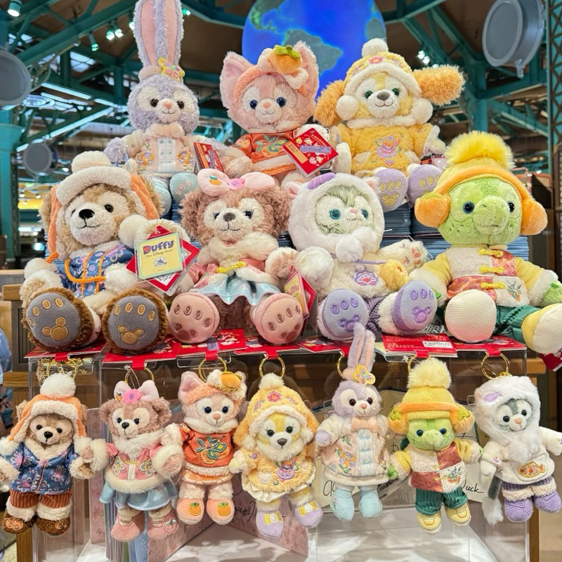 Duffy and friends Chinese New Year 2025 ( Shanghai Disneyland ...