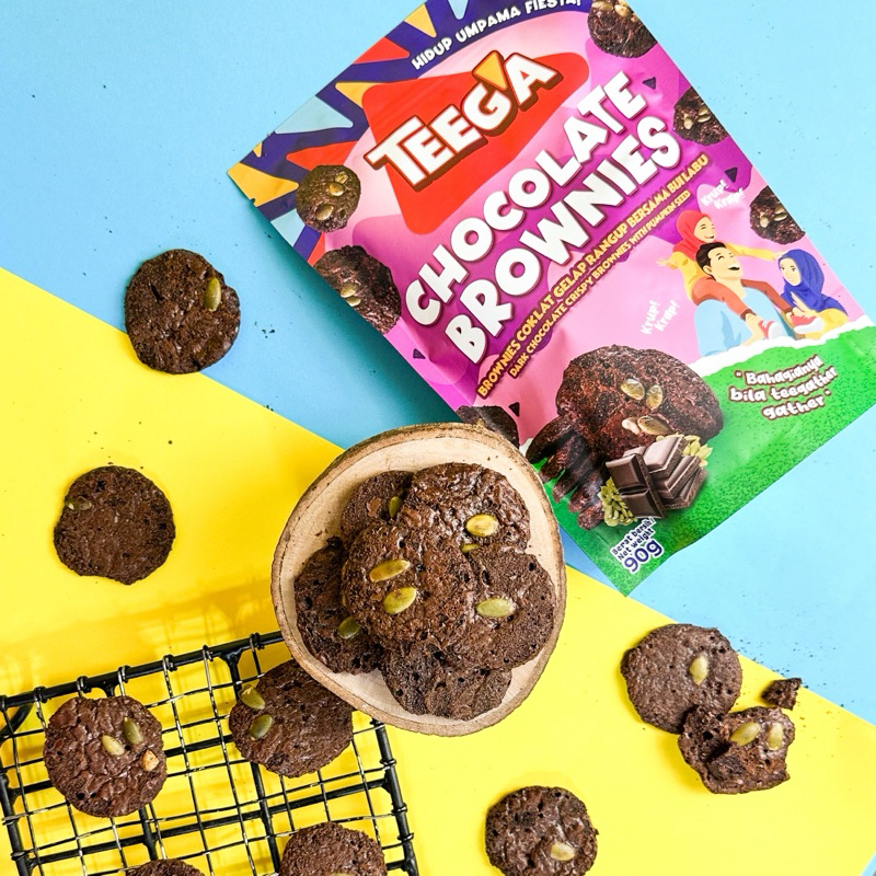 TEEGA Chocolate Brownies Coklat Gelap Rangup Bersama Biji Labu | Shopee ...