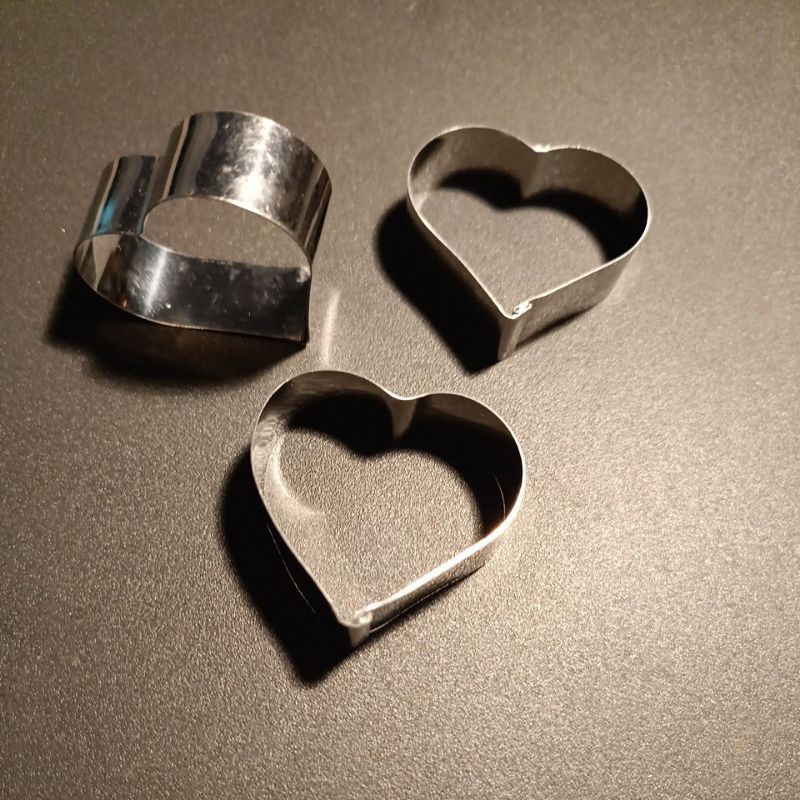 cookie cutter / acuan kuih raya / acuan biskut bentuk LOVE | Shopee ...