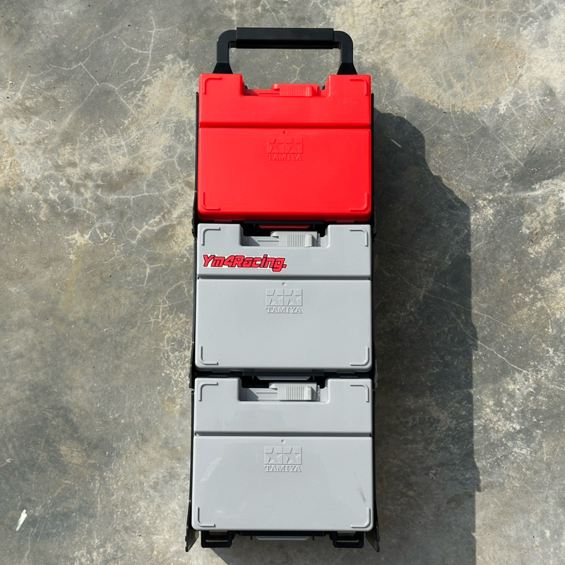 Tamiya Mini 4WD Portable Pit with Modified Tamiya and Accessories Kit ...
