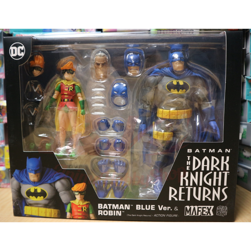 MAFEX "Batman: The Dark Knight Returns" Batman Blue Ver. & Robin (The ...