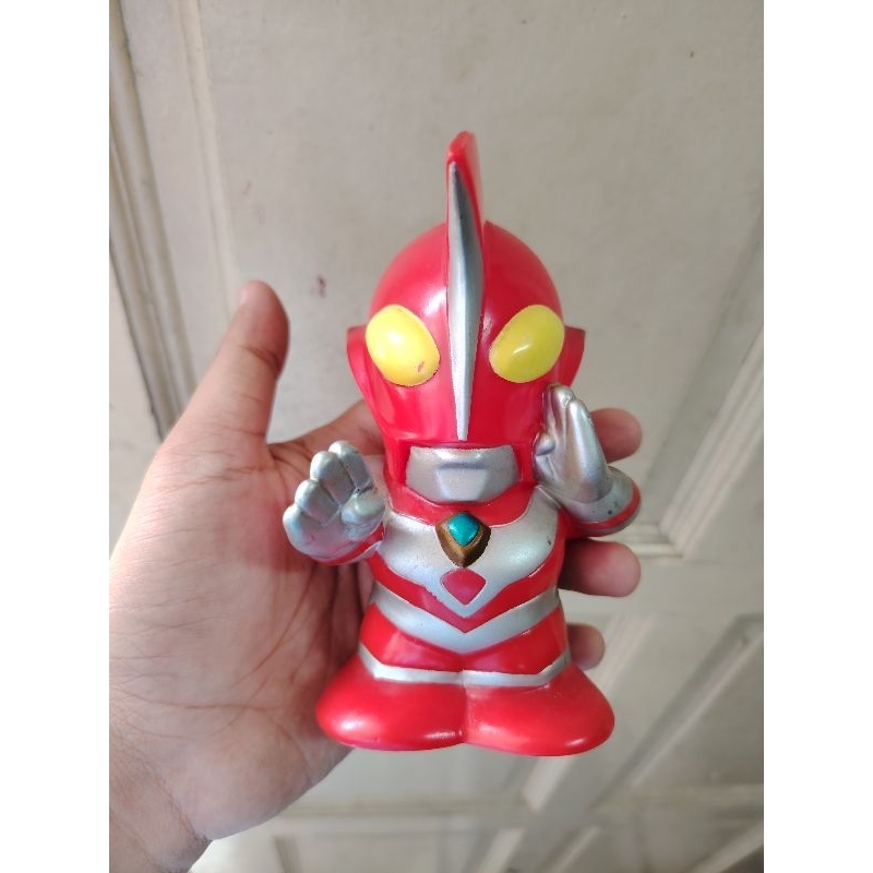ULTRAMAN ZEARTH COIN BANK ORIGINAL JAPAN | Shopee Malaysia