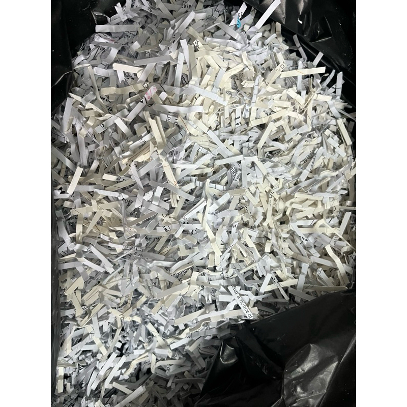 碎纸 / Shredded Paper / Cebisan Kertas (Recycle paper)