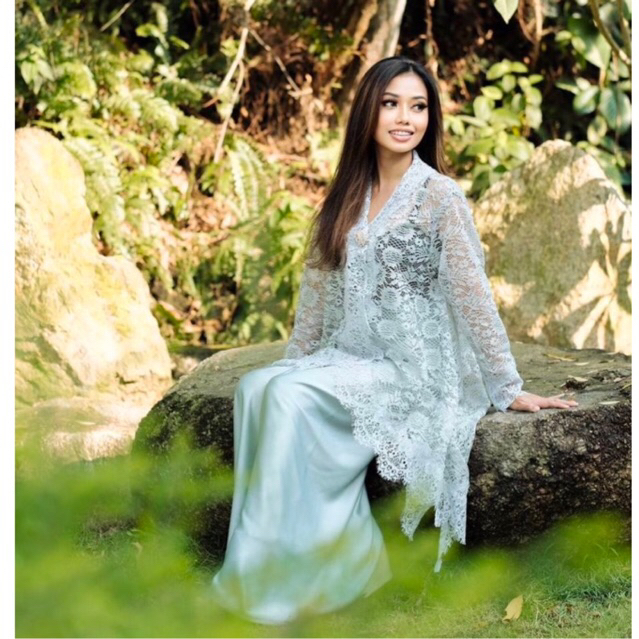 BUNGA Kebaya Outer + Instant Pario In Silver (Free Size) | Shopee Malaysia