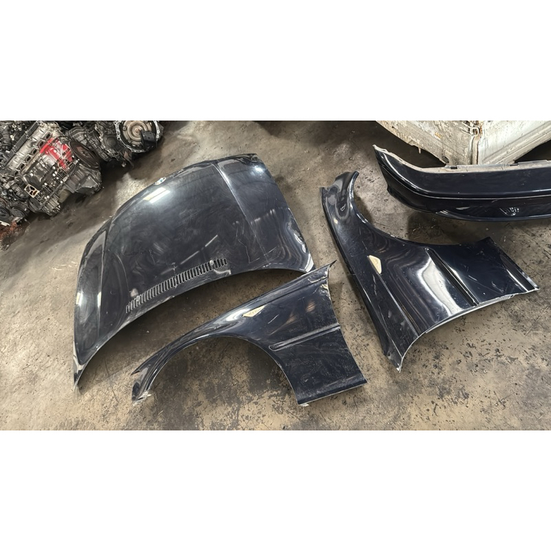 BMW E46 Coupe / Cabriolet Front Bonet dan Fender Set Facelift Original ...