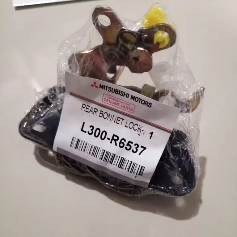 【ORIGINAL 100%】Mitsubishi Delica L300 Rear Boot Bonnet Lock | Shopee ...