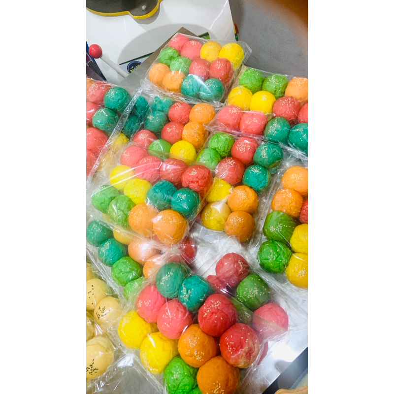 ROTI MINI BURGER RAINBOW DIBUAT FRESH 12biji.SIMPAN BETTER UTK LEBIH ...