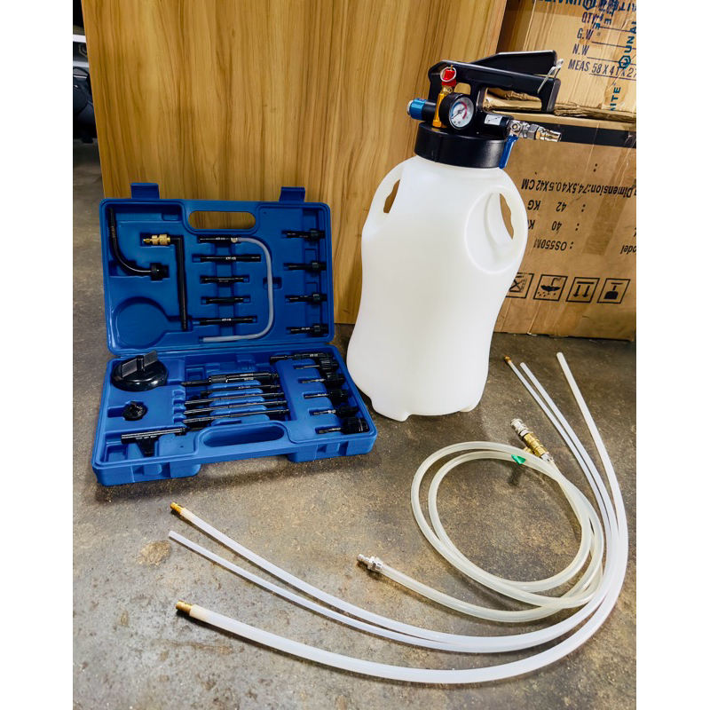 TWO WAY 10L ATF PNEUMATIC FLUID EXTRACTOR C/W 26PC ADAPTER(Proton X50 adaptor included ...