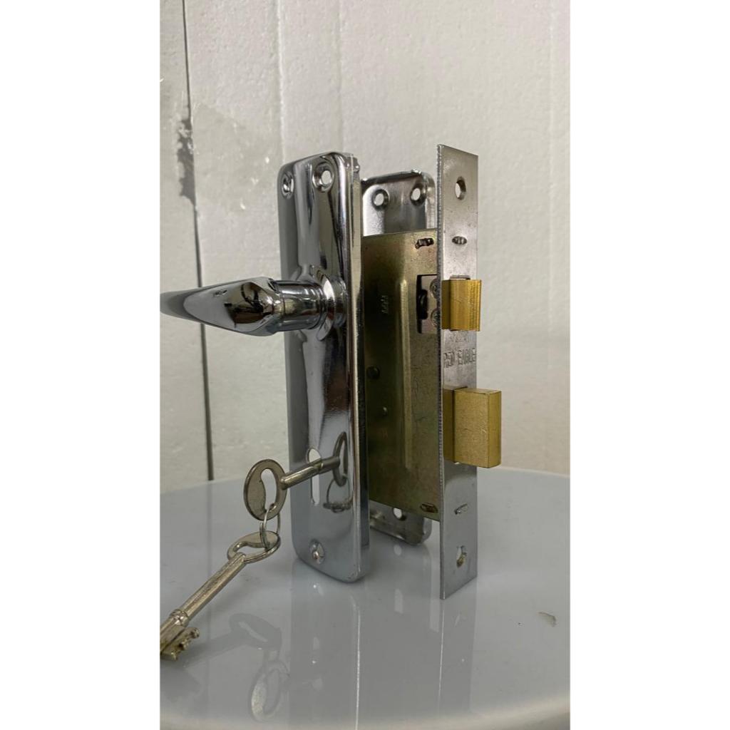 ( Fast Delivery) RED EAGLE Mortise 2 Lever Handle Grill Door Lock Model ...