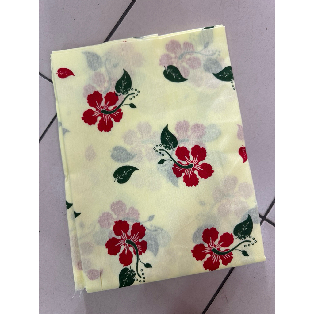 KAIN SEMUTAR / KAIN LEPAS KELANTAN (DESIGN BUNGA RAYA) MERDEKA | Shopee ...
