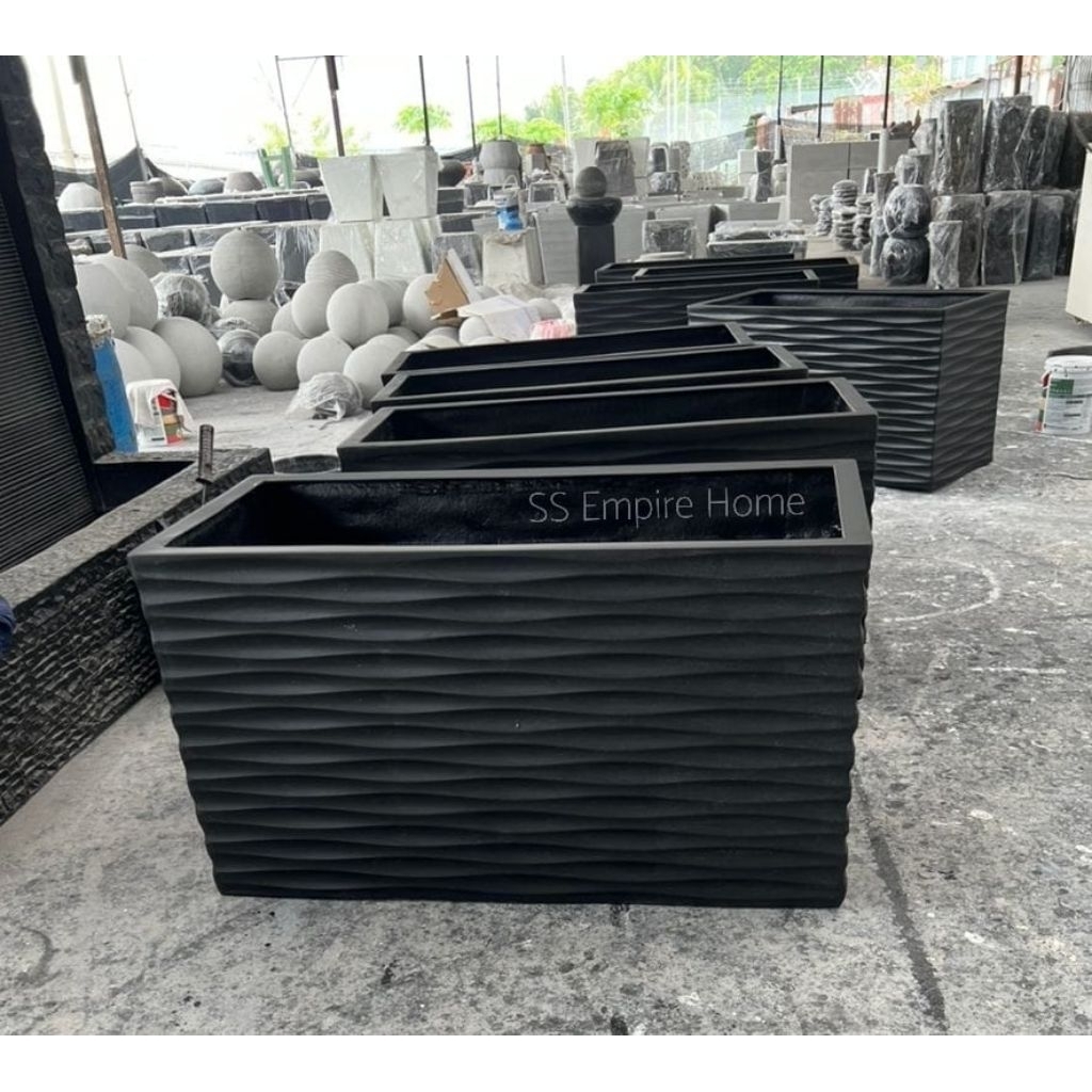 RUDI PB9 Waves Large Matte Black Premium Fiberglass Planter box Flower ...