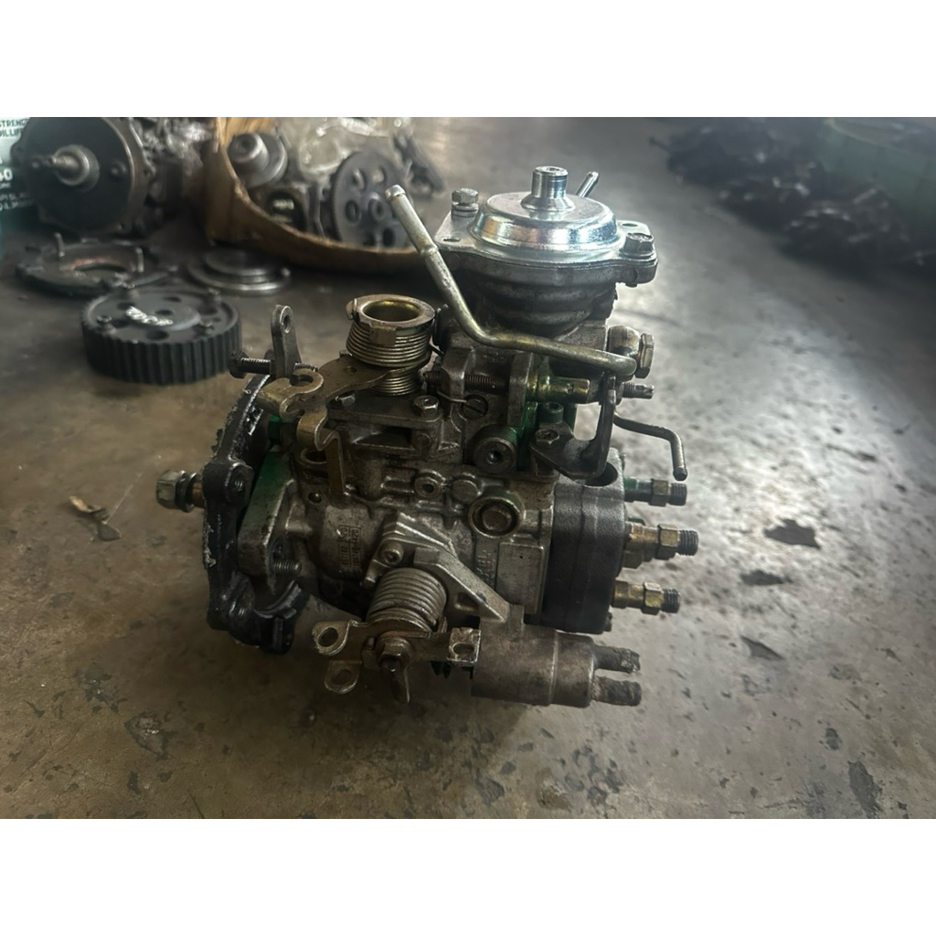 Isuzu Invader/ Dmax 2.8cc 4JB1 Fuel Pump (Tarik Belakang) | Shopee Malaysia