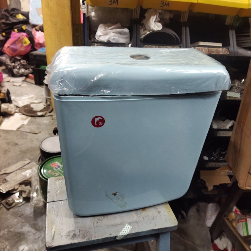 CJPC 1002 Low Level (Push Button Cistern)(Warna: SKYBLUE ) SIRIM (Made ...