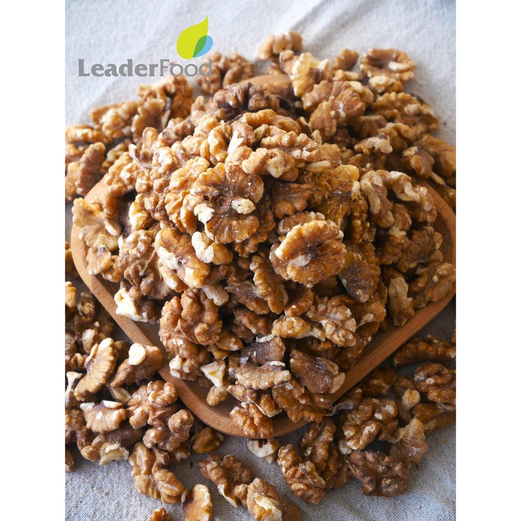 Kacang Walnut Panggang Bergaram / Roasted Salted Walnut/ USA Walnut ...