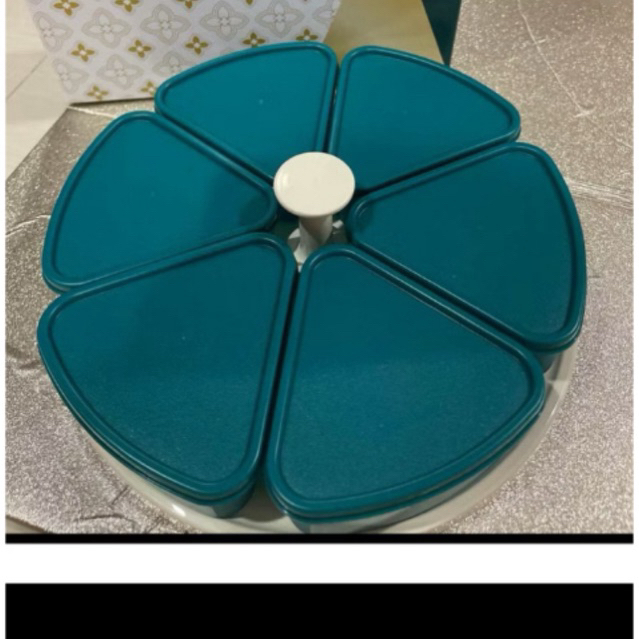 tupperware carousel dark green 6 compartment ( 200ml each ) | Shopee ...