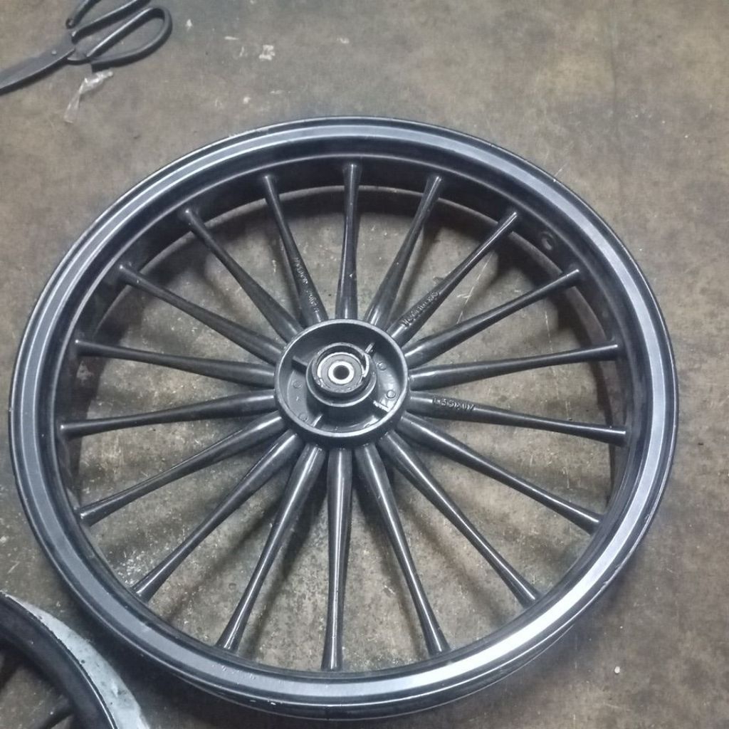 Sport Rim Lc135 4 speed (F+R) (Used) | Shopee Malaysia