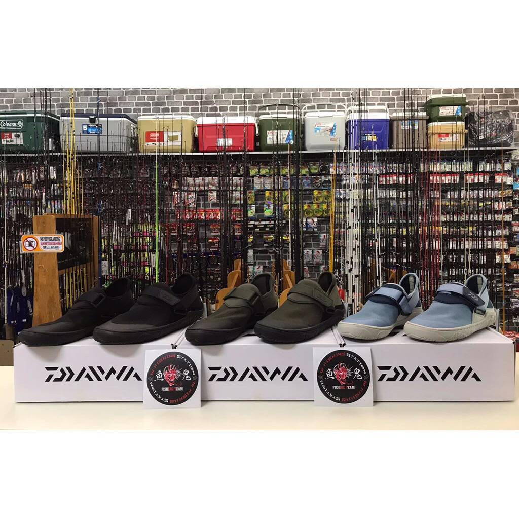 Daiwa DL-1360 Lightweight & Compact Water Shoes | Shopee Malaysia