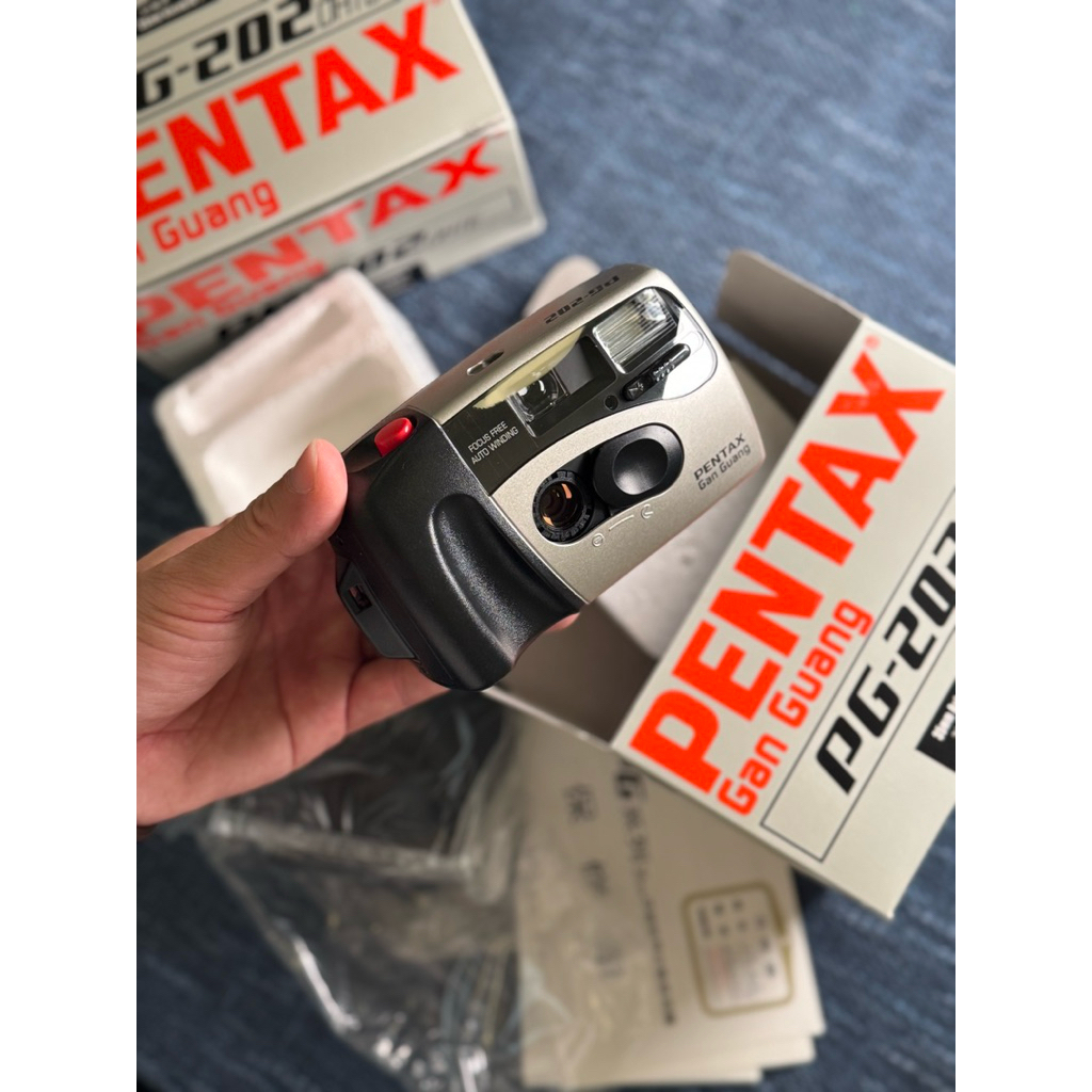 [LOmocrewz] Pentax PG-202 Date Point & Shoot Film Camera | Shopee Malaysia