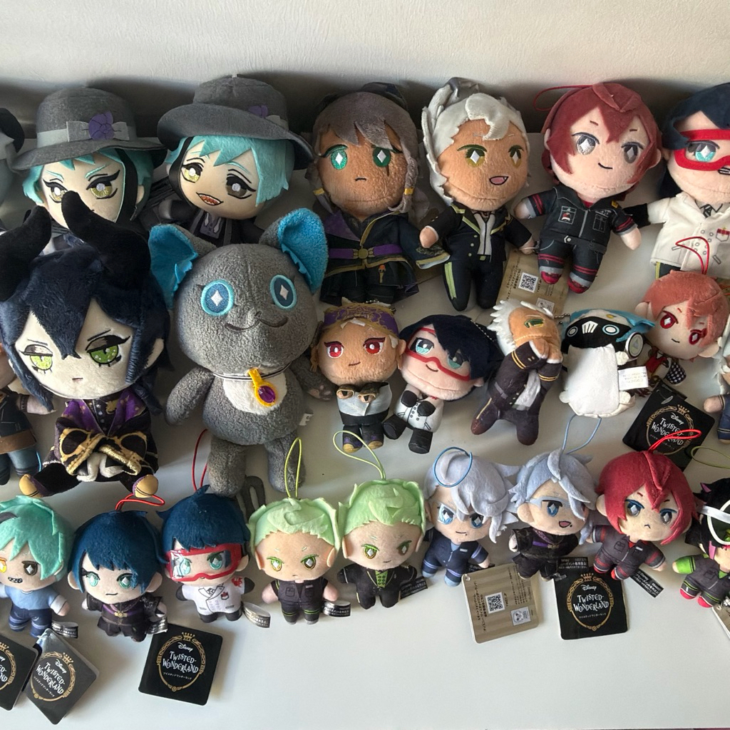 Anime Plush | Twisted Wonderland (Riddle, Deuce, Malleus, Divus, Grim ...
