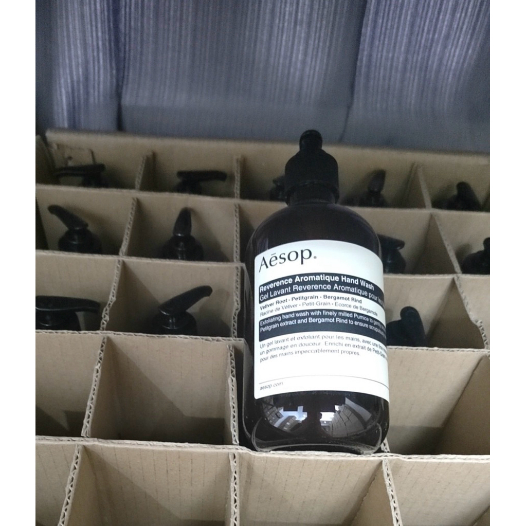 Aesop Reverence Aromatique Hand Wash 500ml | Exfoliating Botanical Hand ...