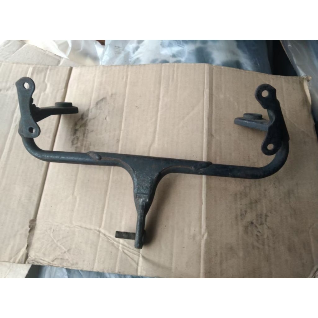Kawasaki cowling bracket second hand | Shopee Malaysia