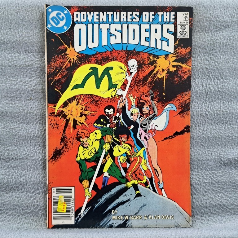 Batman and the Outsiders #33 (DC Comics) Mike W. Barr, Alan Davis ...