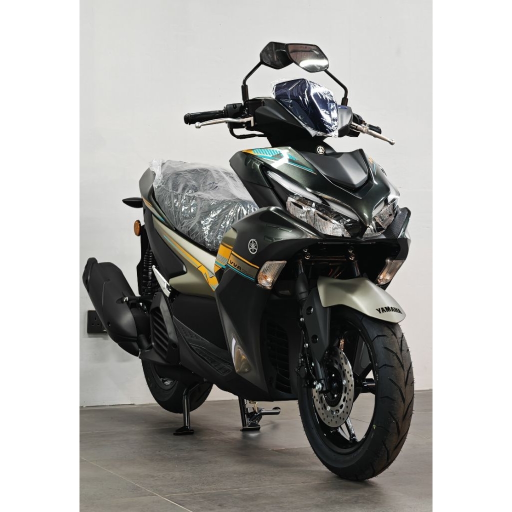 Yamaha Scooter NVX155 V2 ABS Metallic Grey / Yellow ( 2024 ) ( Ready ...