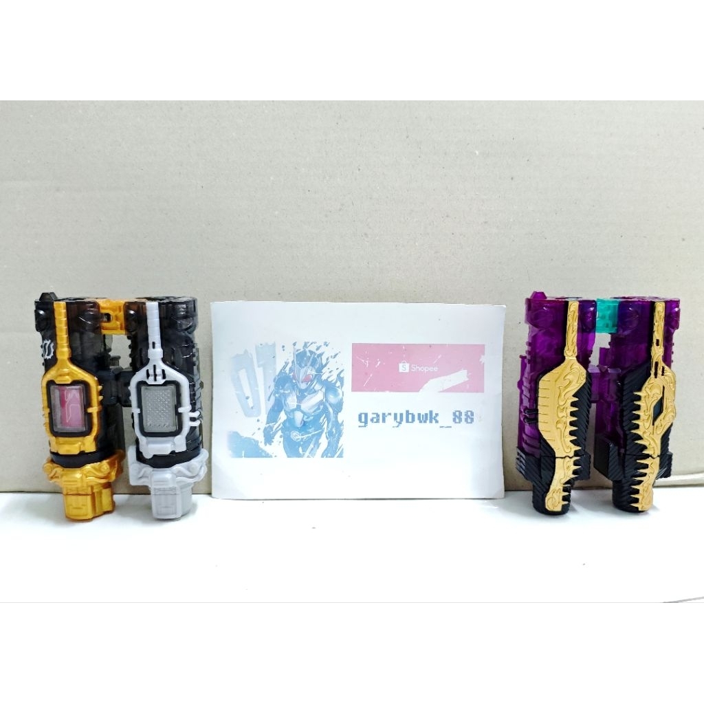 [PRE-ORDER] KO KAMEN RIDER BUILD DX RABBIT RABBIT TANK TANK FULL BOTTLE ...