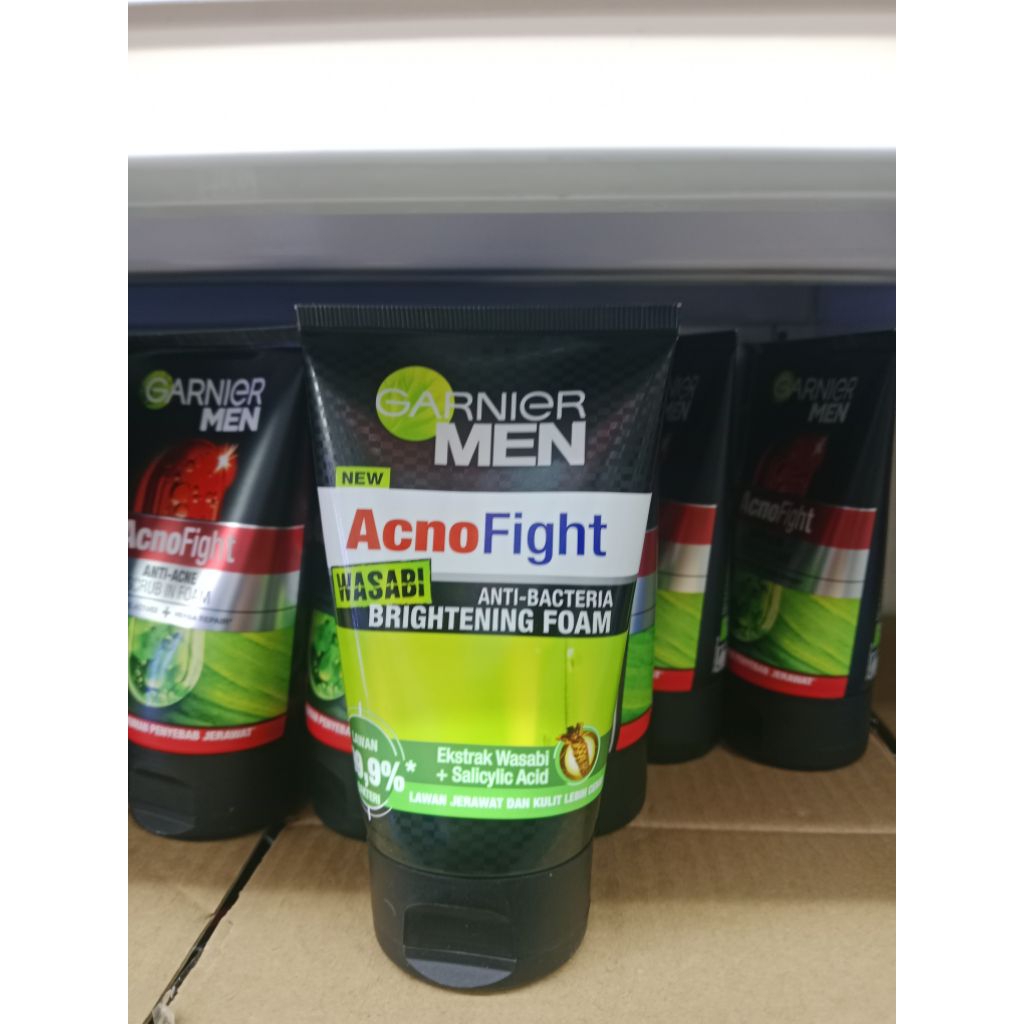 Garnier Men AcnoFight Anti-Acne Scrub In Foam Facial Cleanser 100ml ...