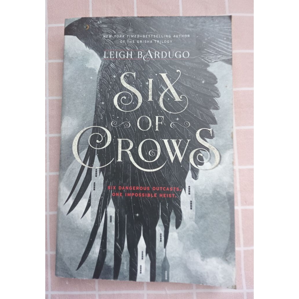 preloved SIX OF CROWS leigh bardugopreloved rm20 | Shopee Malaysia