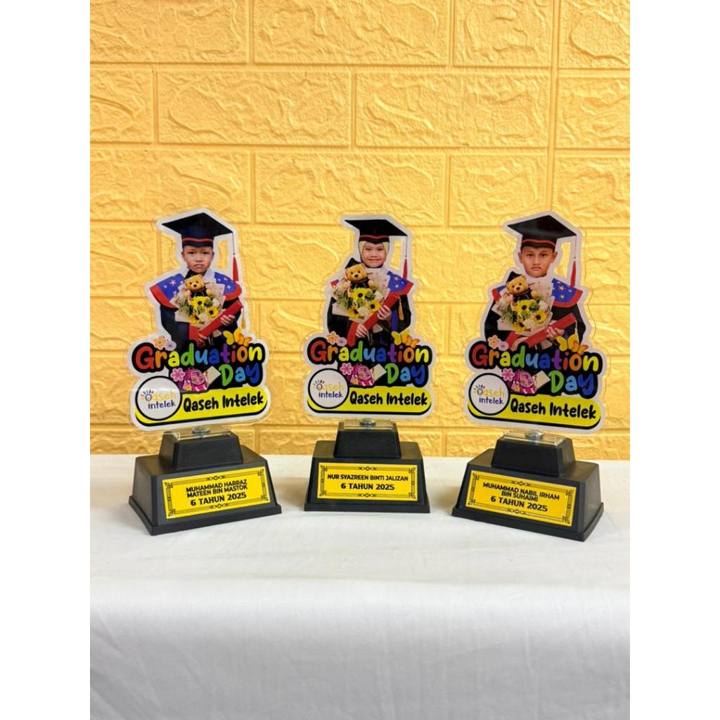 ACRYLIC TROPHY KONVOKESYEN | TROPHY ANUGERAH KECEMERLANGAN TADIKA PASTI ...
