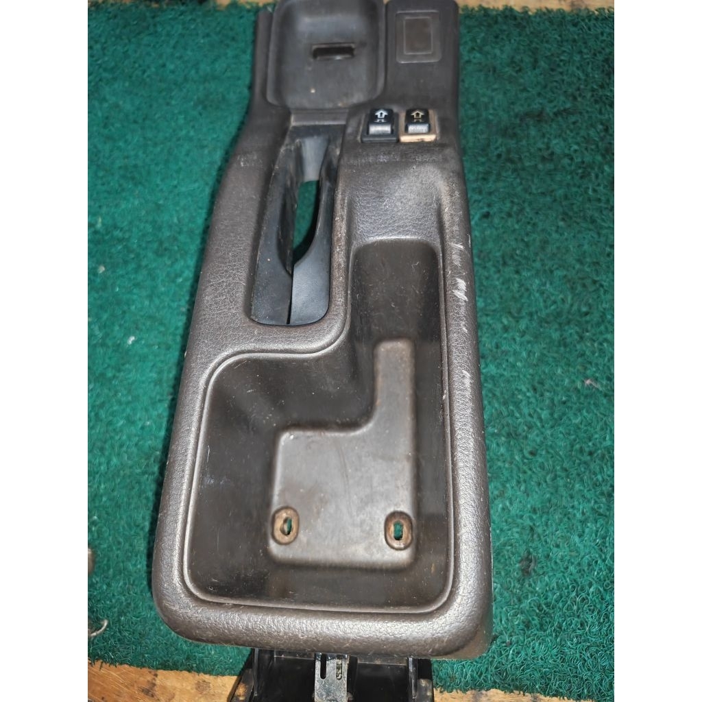 PROTON WIRA CONSOLE GEAR/HANDRAKE CONSOLE (COKLAT) | Shopee Malaysia