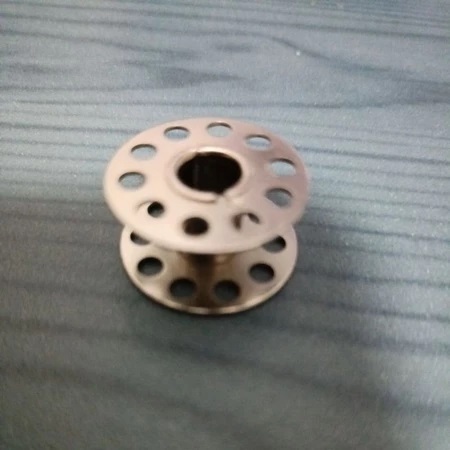 Metal bobbin for sewing machine (3 bobbin/set) sekoci machine | Shopee ...