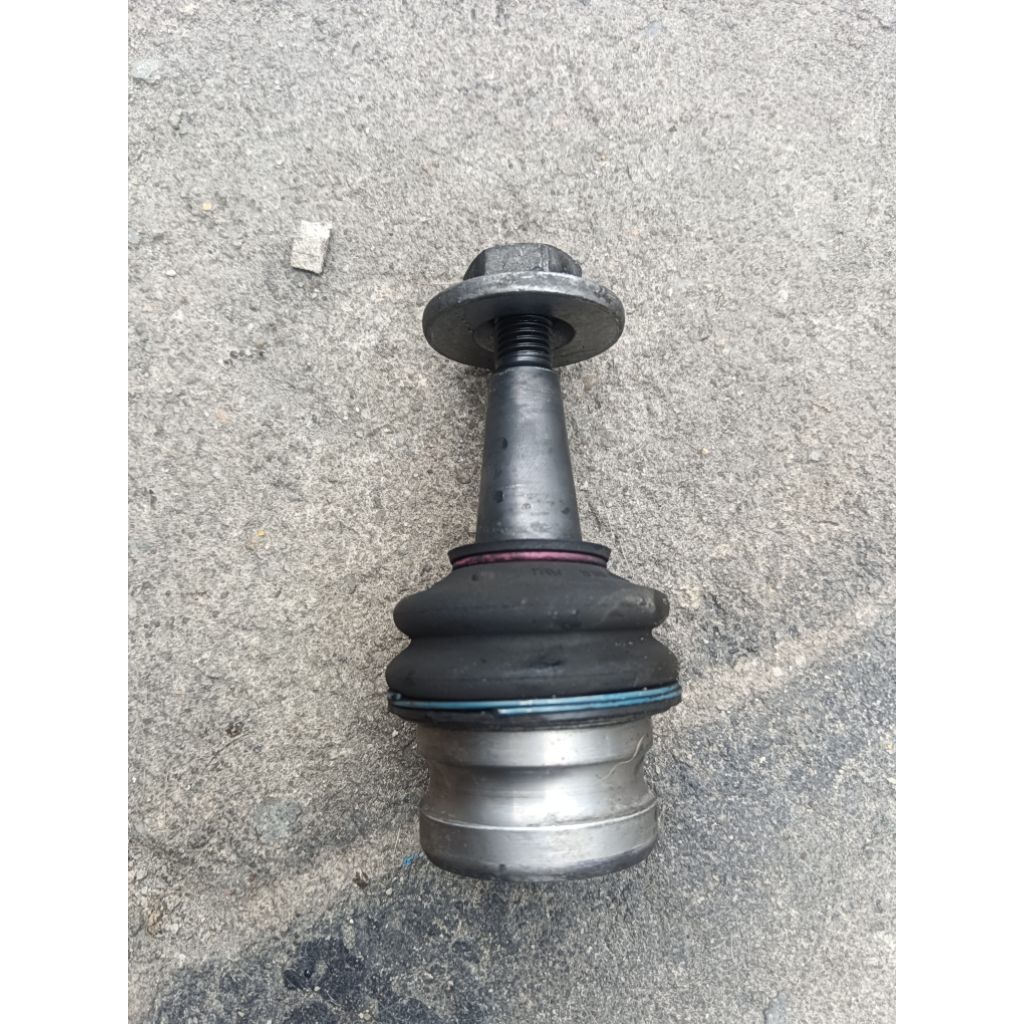 Audi A4 B8 Lower Ball joint original Audi Germany 1 month warranty ...