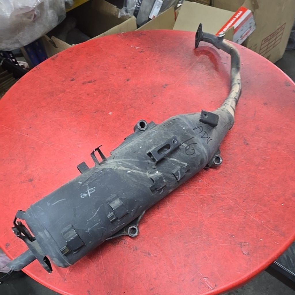 HONDA ADV 160 STANDARD EXHAUST ORIGINAL MOTOR (USED) | Shopee Malaysia