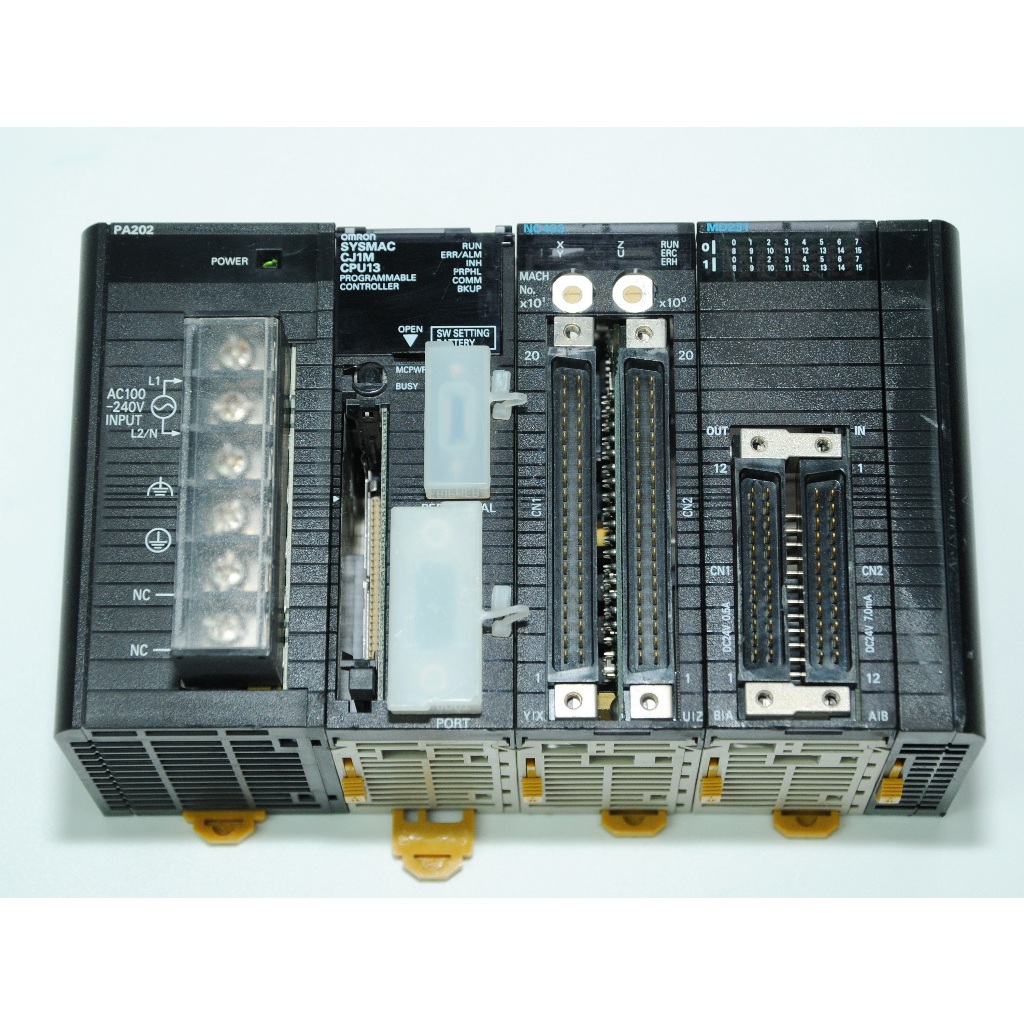 Omron SYSMAC CJ1M-CPU13 + CJ1W-PD022/CJ1W-PA202 + CJ1W-NC433 + CJ1W ...